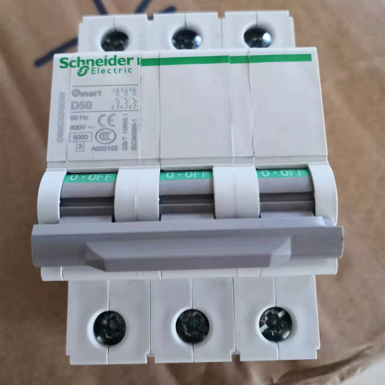 LV431795 NSX250H MIC5 2A 250A 3P3D Schneider 